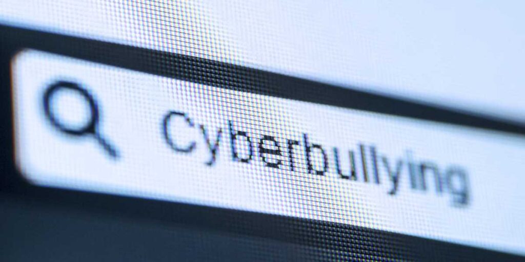 Cyberbullying - τι είναι; Πως αντιμετωπίζεται; - Αριστοτέλης Βάθης MD ...